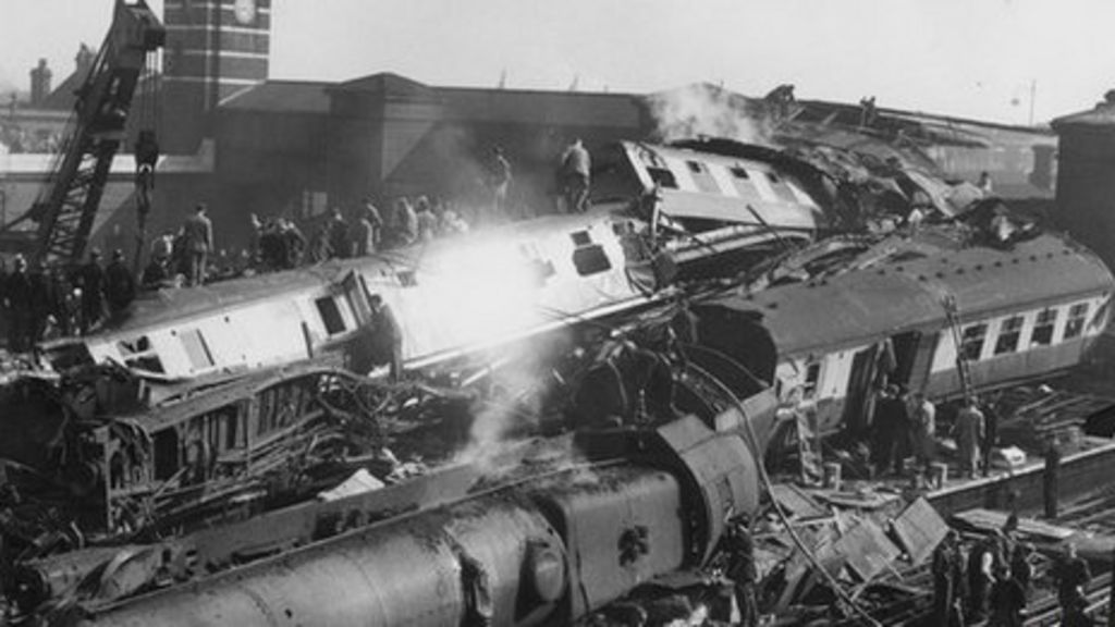 Harrow and Wealdstone rail crash: Boy rescuer remembers devastation ...