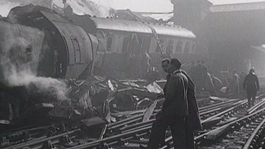 Survivors recall 1952 Harrow and Wealdstone train crash - BBC News