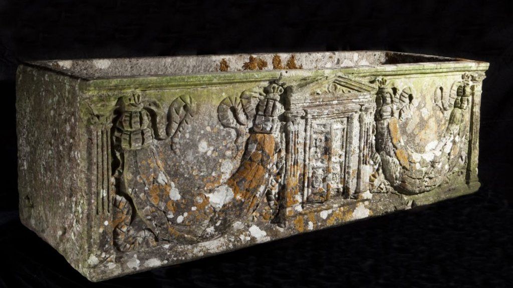 Roman marble coffin sells for £96,000 - BBC News