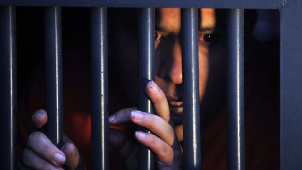 Heriberto Lazcano: The fall of a Mexican drug lord - BBC News