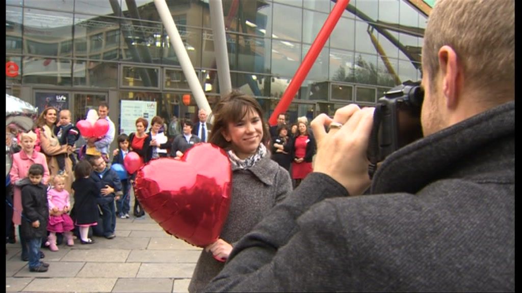 Kaylee Davidson-Olley marks 25 years since heart transplant - BBC News
