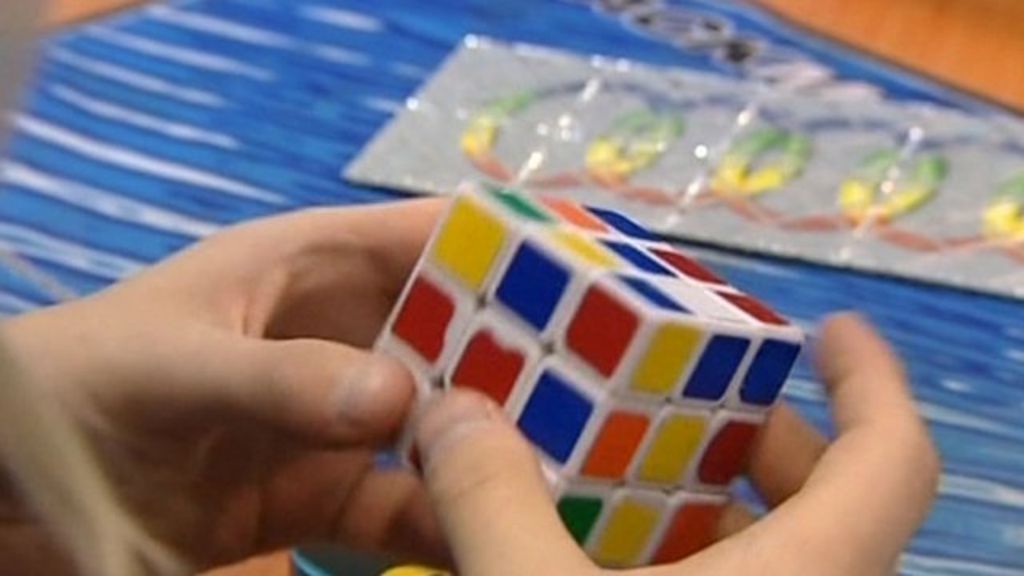 Rubik cube world championships held in Poland - BBC News