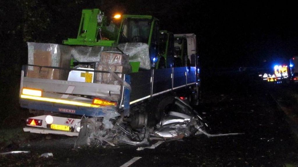 A31 Ringwood Crash Driver Dies After Hitting Lorry Bbc News