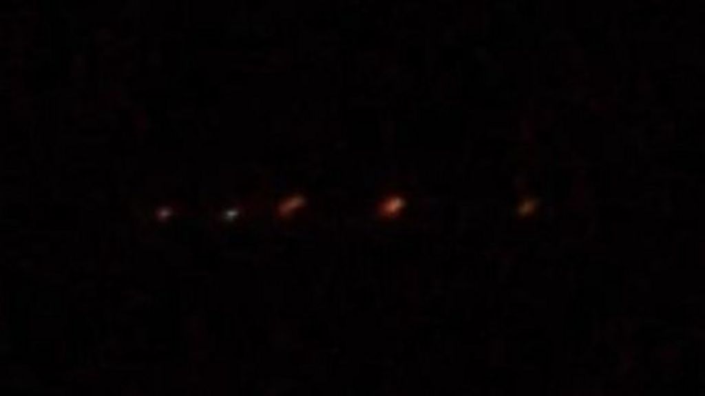 'Freaky' lights in sky near Fraserburgh spark UFO claims - BBC News