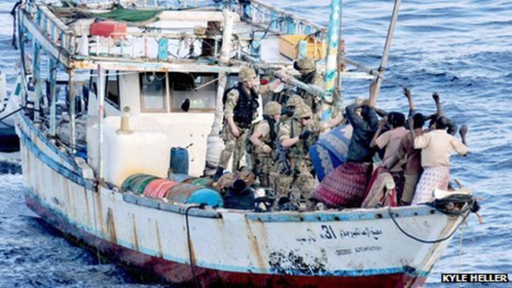 Somali pirates caught by message in a bottle - BBC News