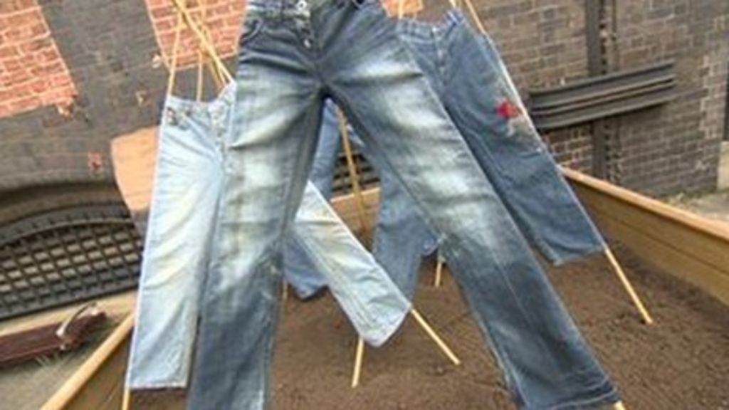 Blue jeans to help the environment? - BBC News