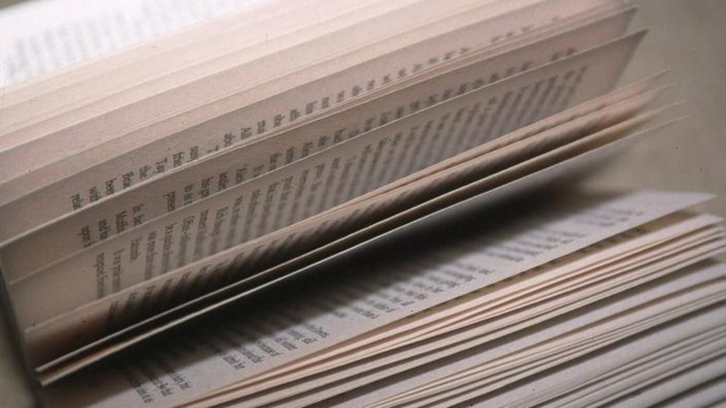Jill Balcon reads Cecil Day-Lewis sonnet - BBC News