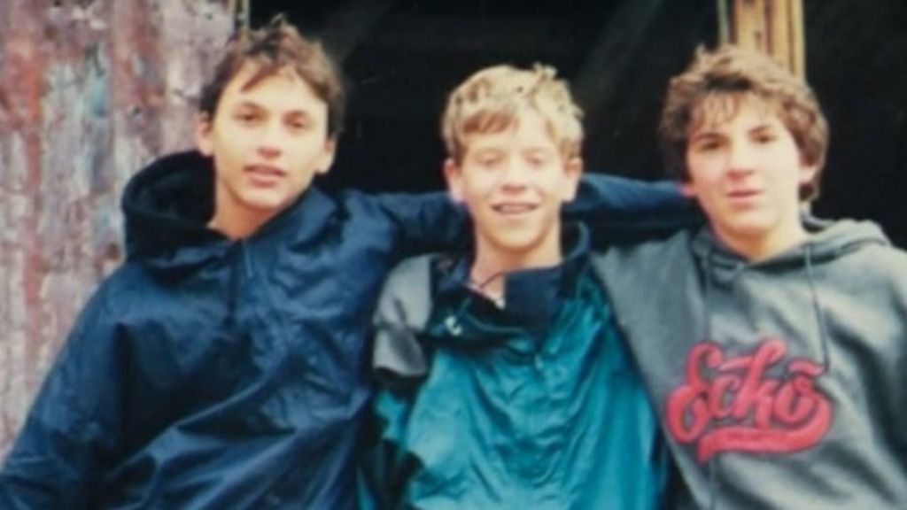 Sandy's impact: 'I had three sons, now I have two' - BBC News