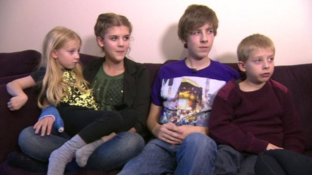 More foster homes needed for children in care - BBC Newsround
