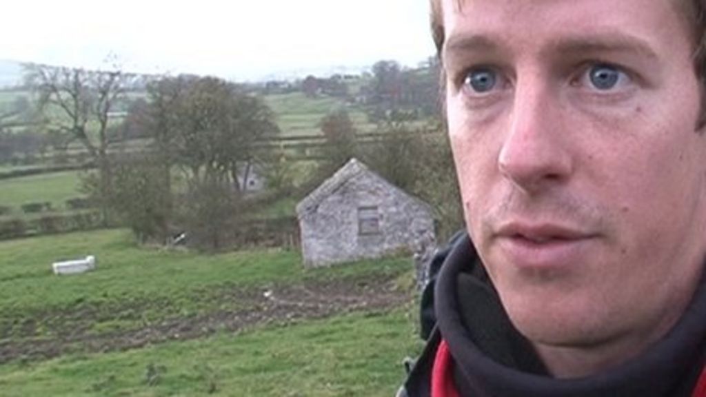 Matt Boyce: Cricketer's walk highlights depression issue - BBC Sport