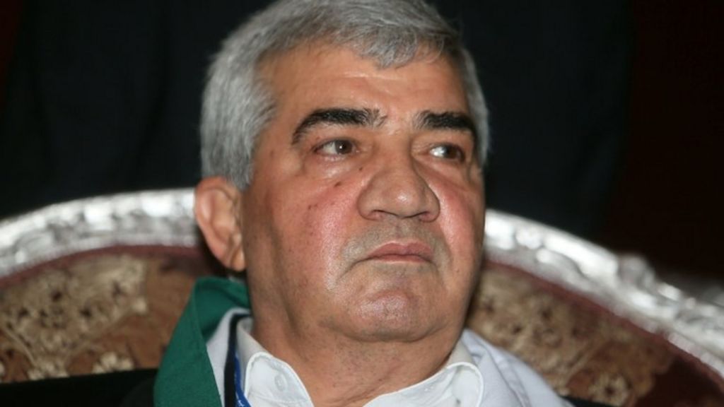 Profile: Syrian dissident Riad Seif - BBC News
