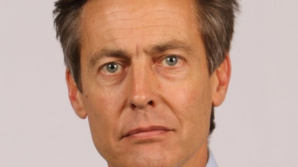 Ben Bradshaw: 'Entwistle has been badly let down' - BBC News
