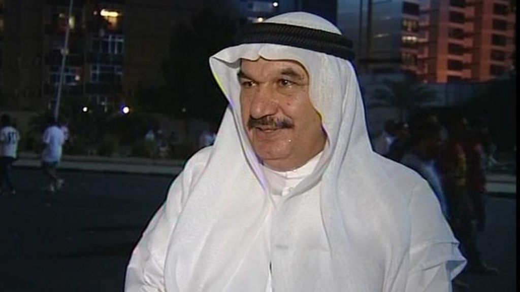 Kuwaitis' views on street protests ahead of controversial polls - BBC News