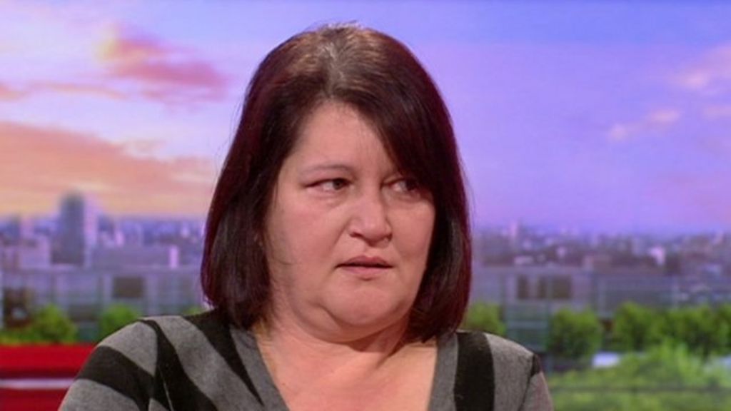 Lorraine Allen: Wrongly jailed mother's compensation fight - BBC News