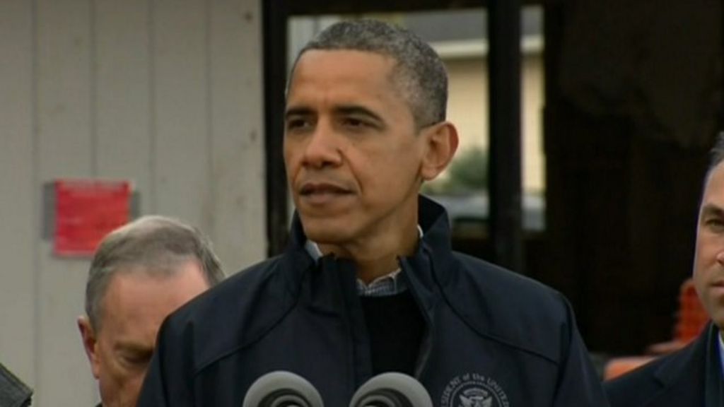 Barack Obama tours Sandy-hit New York City - BBC News