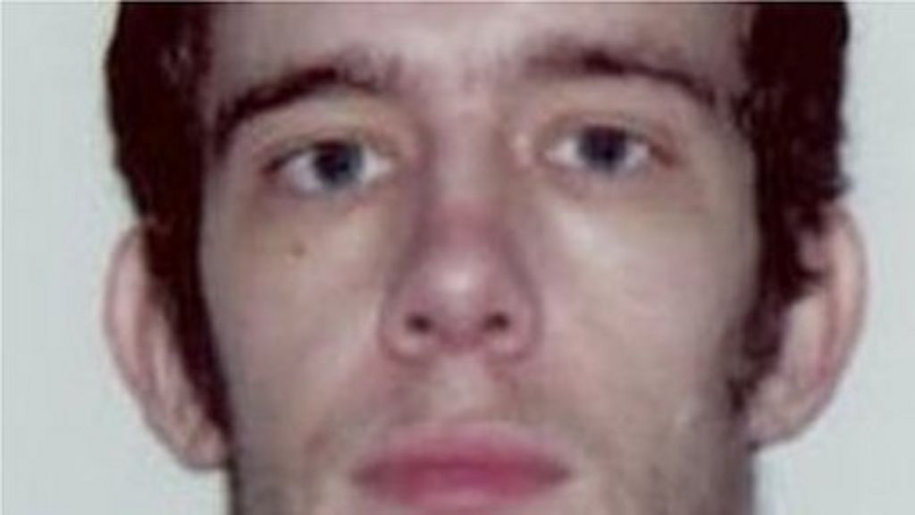 Police concern over missing Irvine man Phillip Muir - BBC News