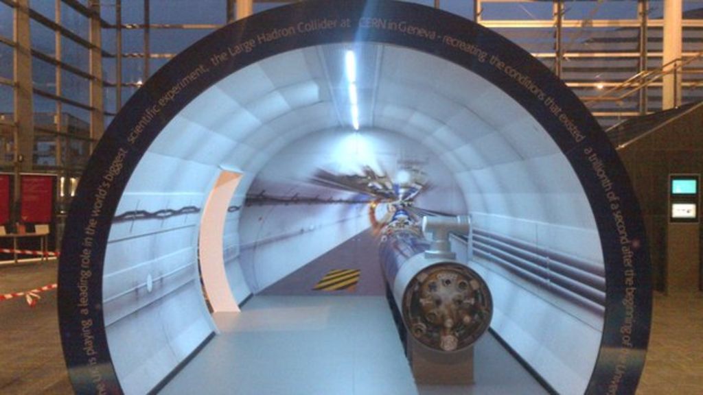 Large Hadron Collider: Atom-smasher recreated in Cardiff - BBC News