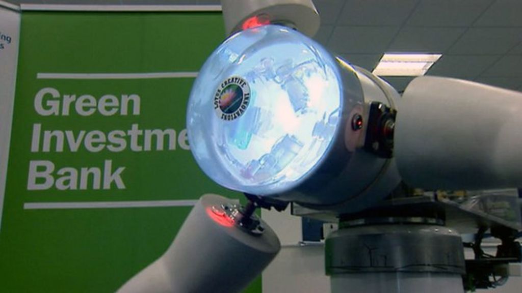 UK's first green bank officially opens - BBC News