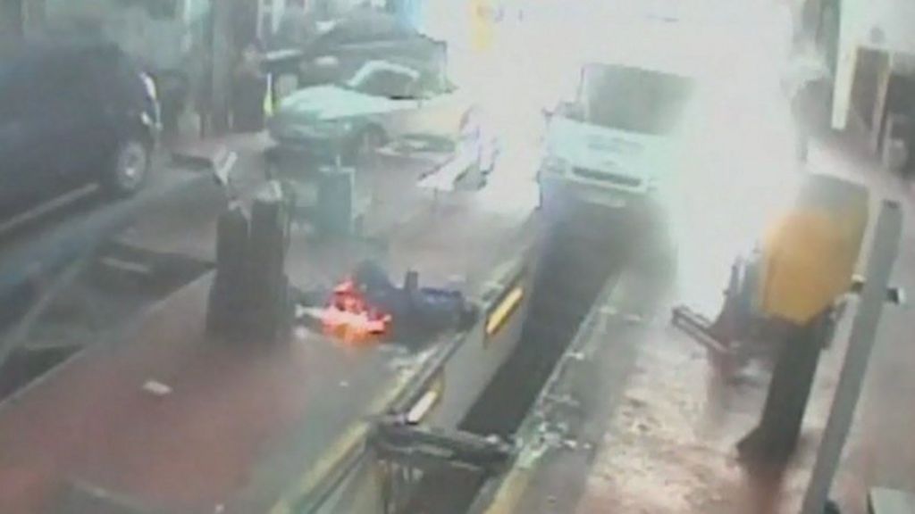 Ipswich worker hurt in CVS garage oil drum explosion - BBC News