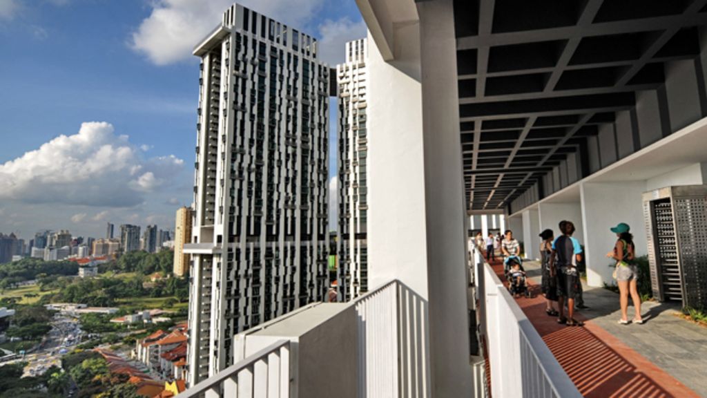 Reaching for the sky: Streets in the sky - BBC News