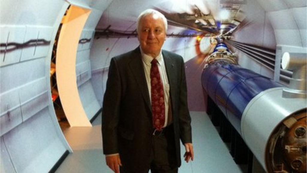 Hadron Collider physicist Lyn Evans calls for science graduates - BBC News