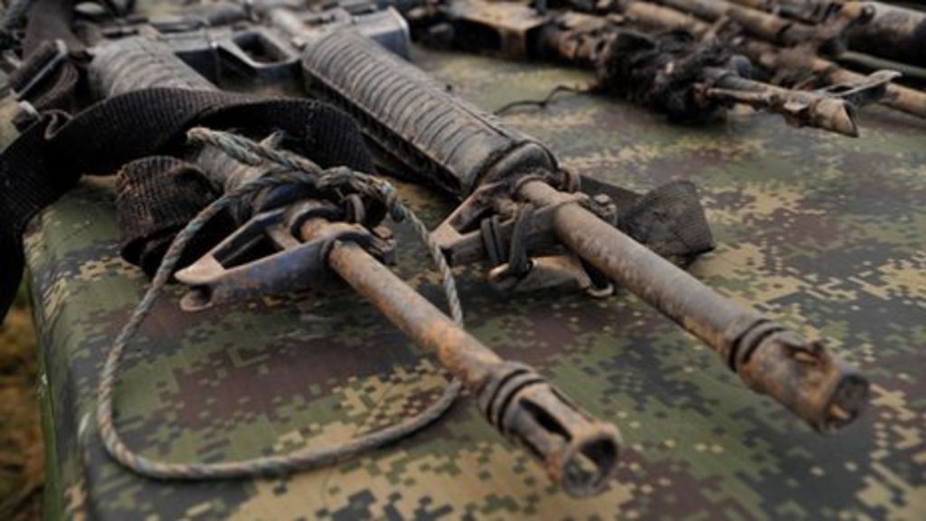 Colombia forces 'bomb Farc rebels, 20 killed' - BBC News