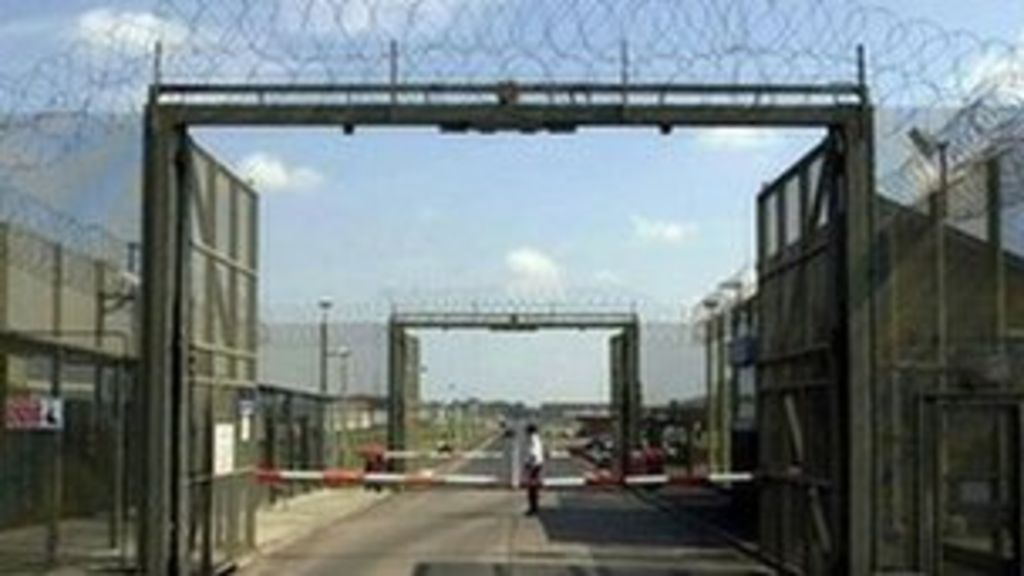 Maghaberry prison 'is not safe enough' - BBC News