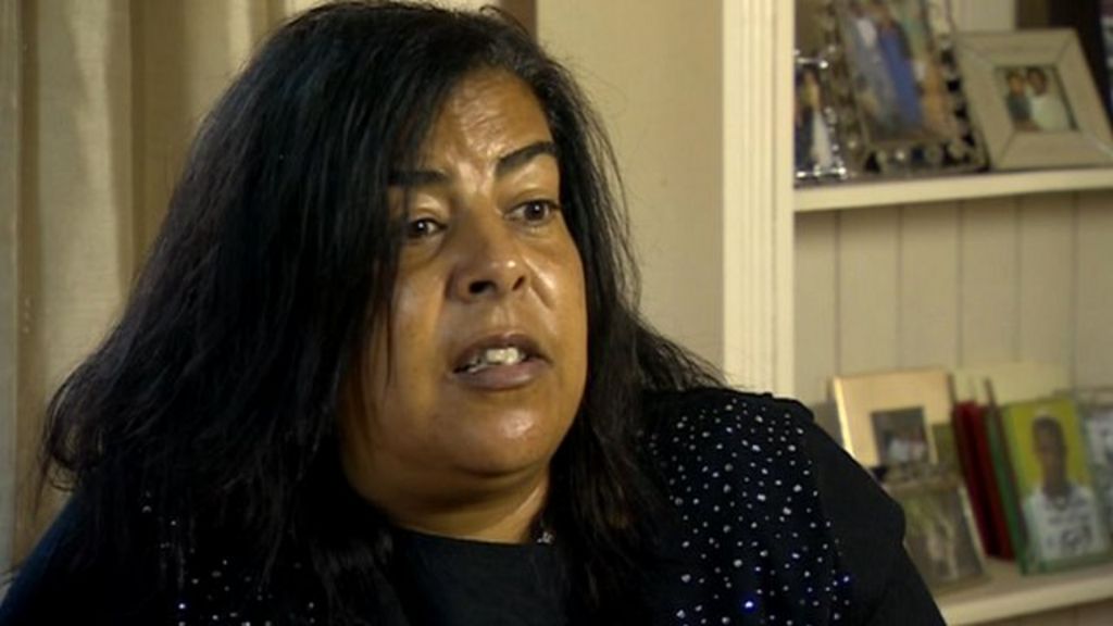 Azelle Rodney mother felt 'no animosity' to police shooter - BBC News