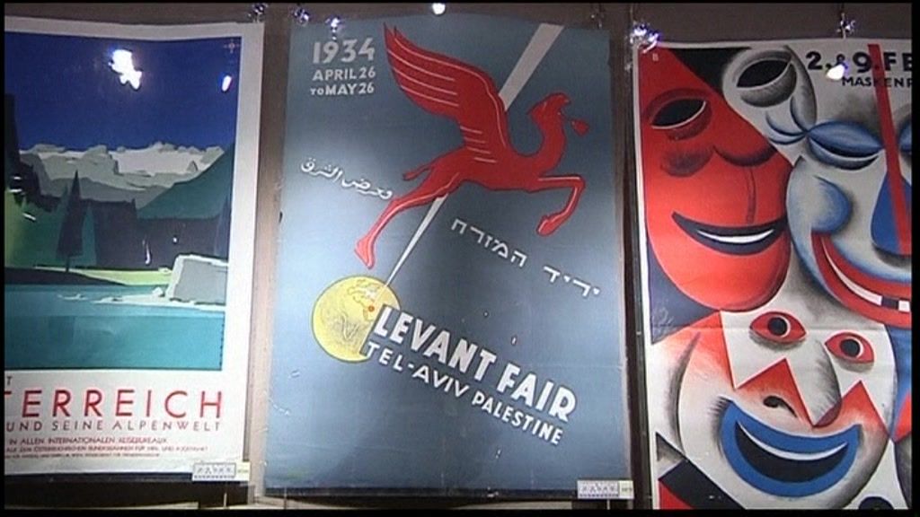 'Nazi-looted' posters to be auctioned - BBC News