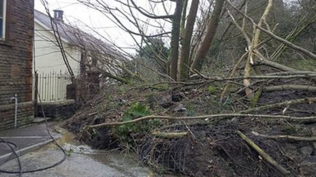 Flooding: Homes evacuated after Ystalyfera and Pontypridd landslides ...