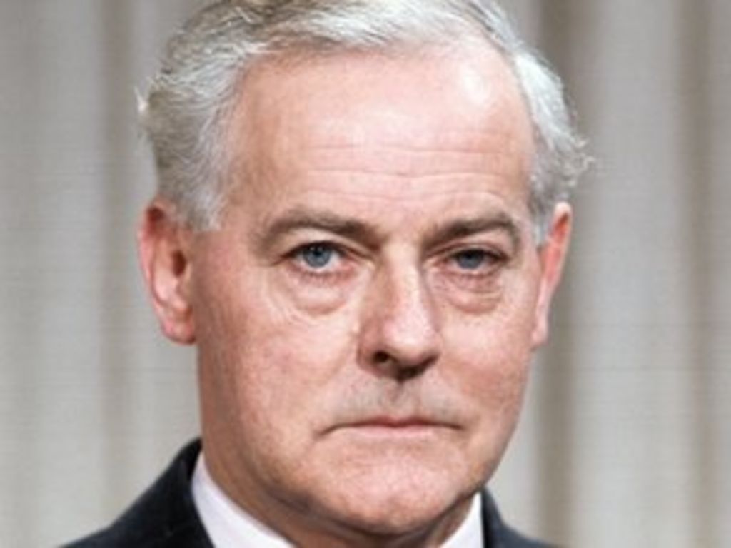 Files reveal plot to oust unionist leader James Molyneaux in 1982 - BBC ...