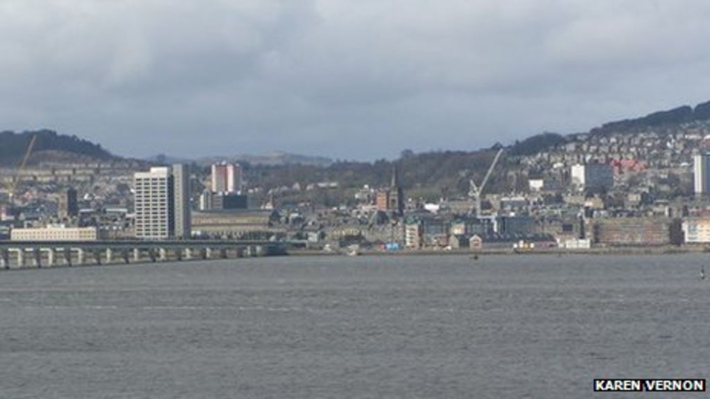 Dundee Waterfront set for major change in 2013 - BBC News