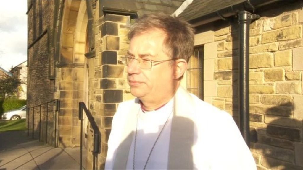 Organist Alan Greaves death: Bishop speaks of 'sadness' - BBC News