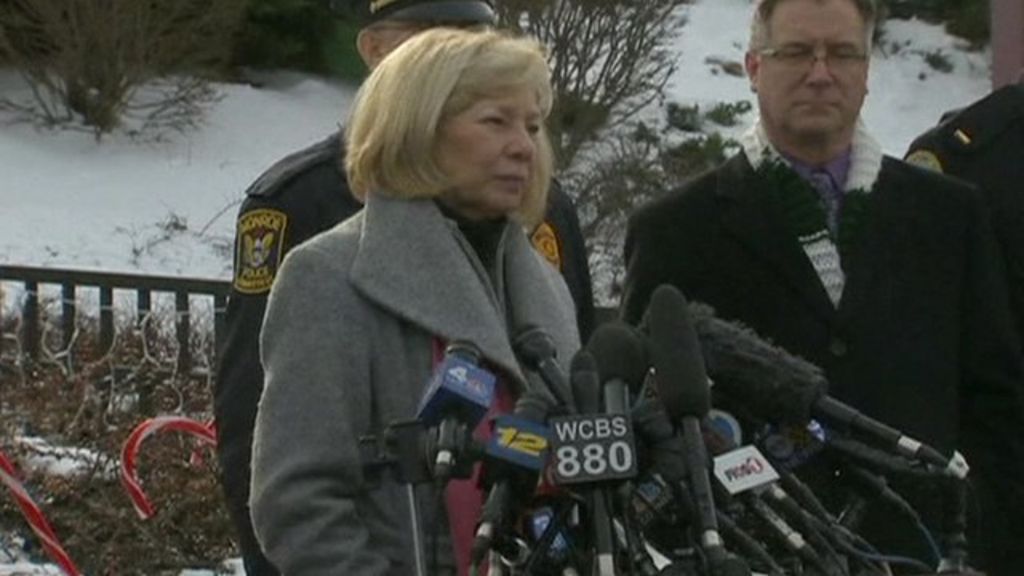 Newtown shooting: Sandy Hook students back to school - BBC News