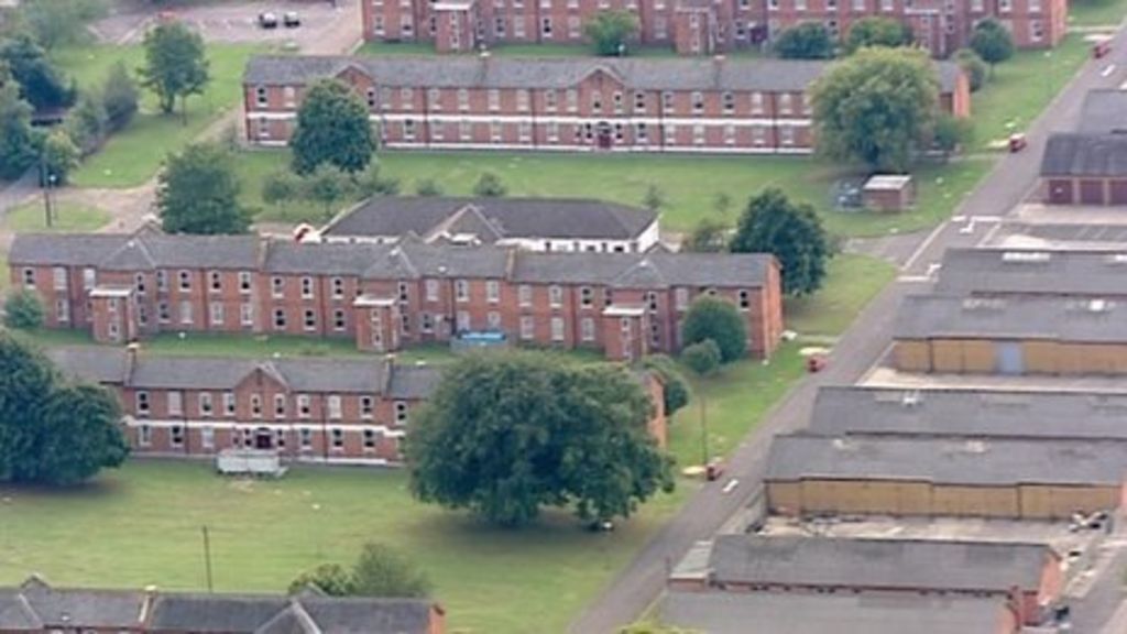 'Eco-town' site at Whitehill Bordon is purchased - BBC News