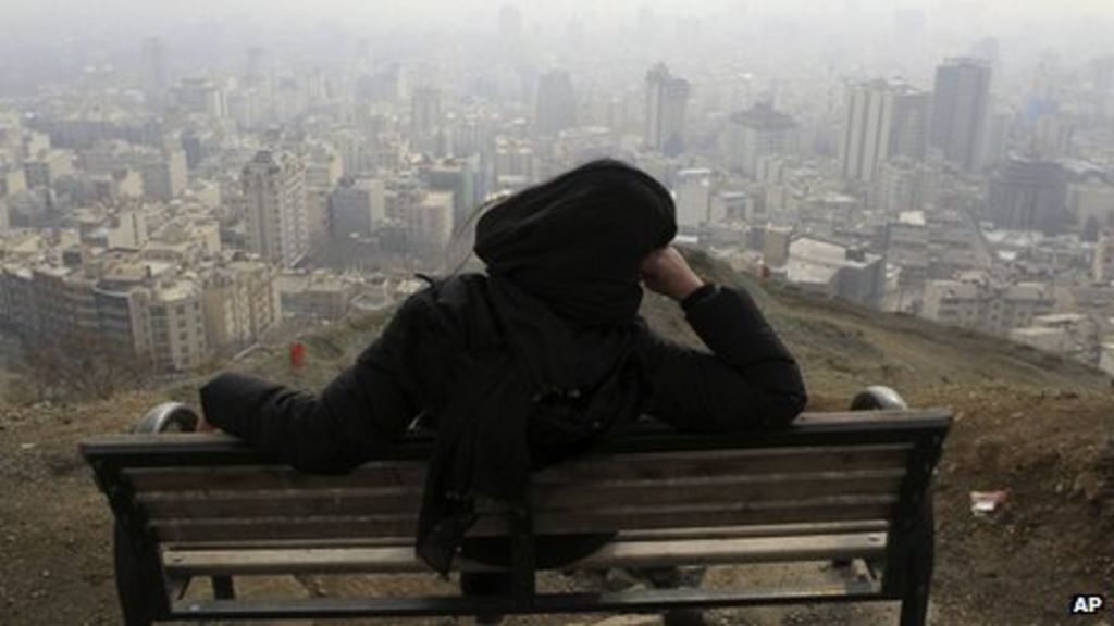 Iran pollution worsens as thousands die - BBC News