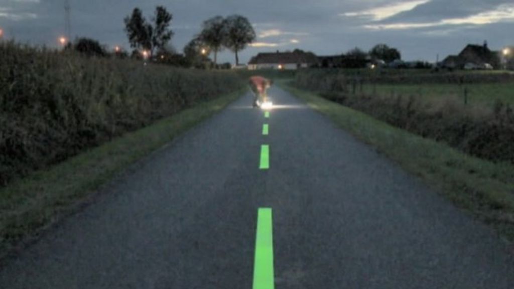 Dutch try heated cycle tracks and glow in the dark roads - BBC News
