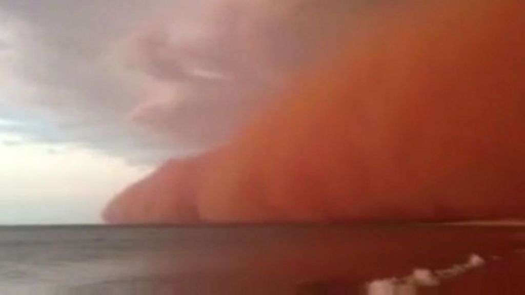 Giant dust-storm in Australia - BBC Newsround