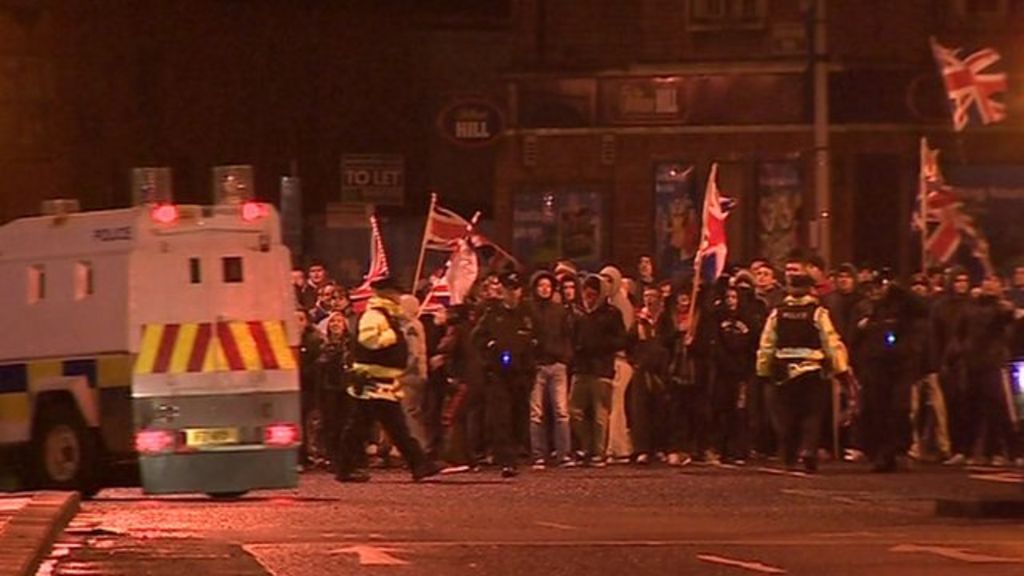 Belfast riots: Police news conference - BBC News