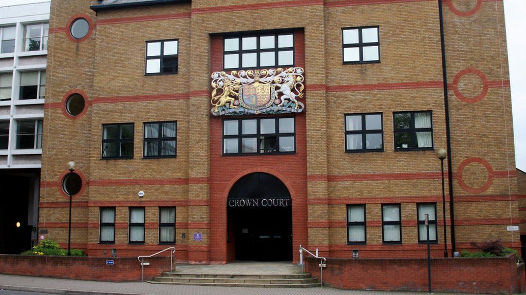 Ex-Hailey Hall school teacher jailed for sex abuse - BBC News
