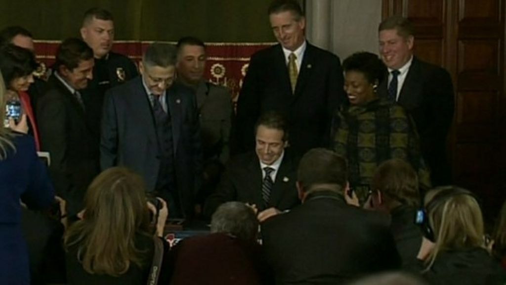 New York State introduces tougher gun ownership laws - BBC News
