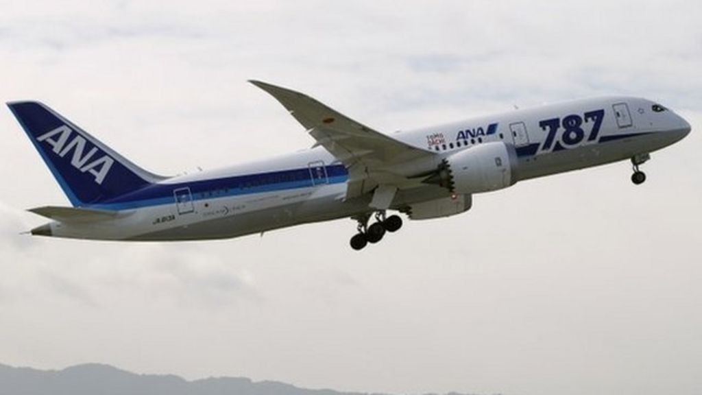 The problems with Boeing 787 Dreamliner - BBC Newsround