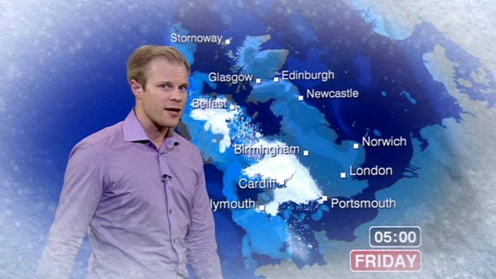 Heavy snowfall forecast for UK - BBC Newsround