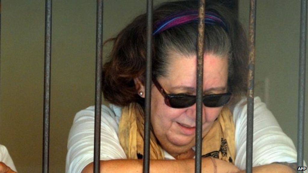 Bali drugs: Death sentence for Briton Lindsay Sandiford - BBC News