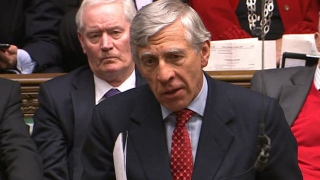PMQs: Straw challenges Cameron on defence cuts - BBC News