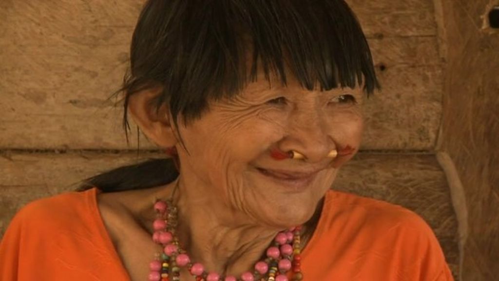 Meet the last members of Bolivia's disappearing indigenous tribe - BBC News