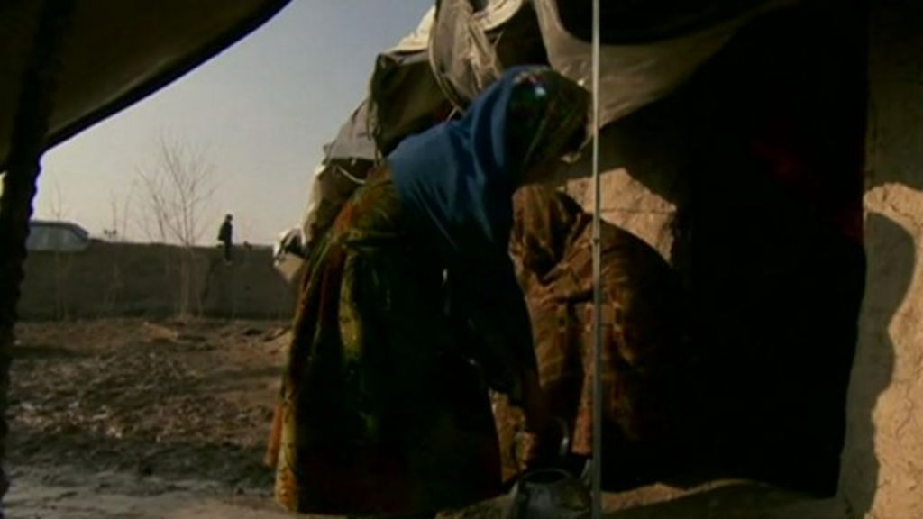 Young girls in rural Afghanistan 'sold as child brides' - BBC News
