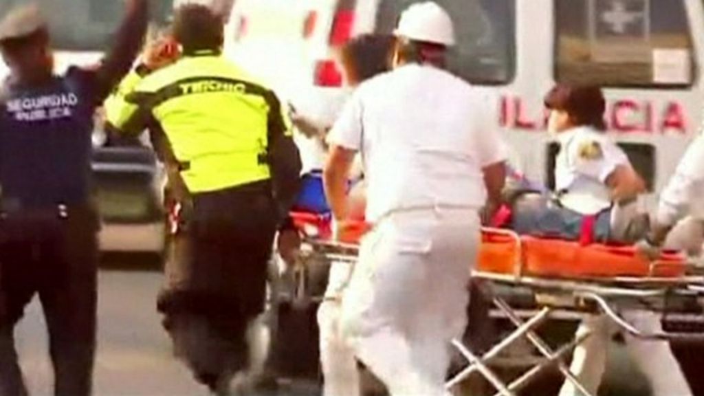 Mexico City explosion: 32 people dead over 100 injured - BBC News
