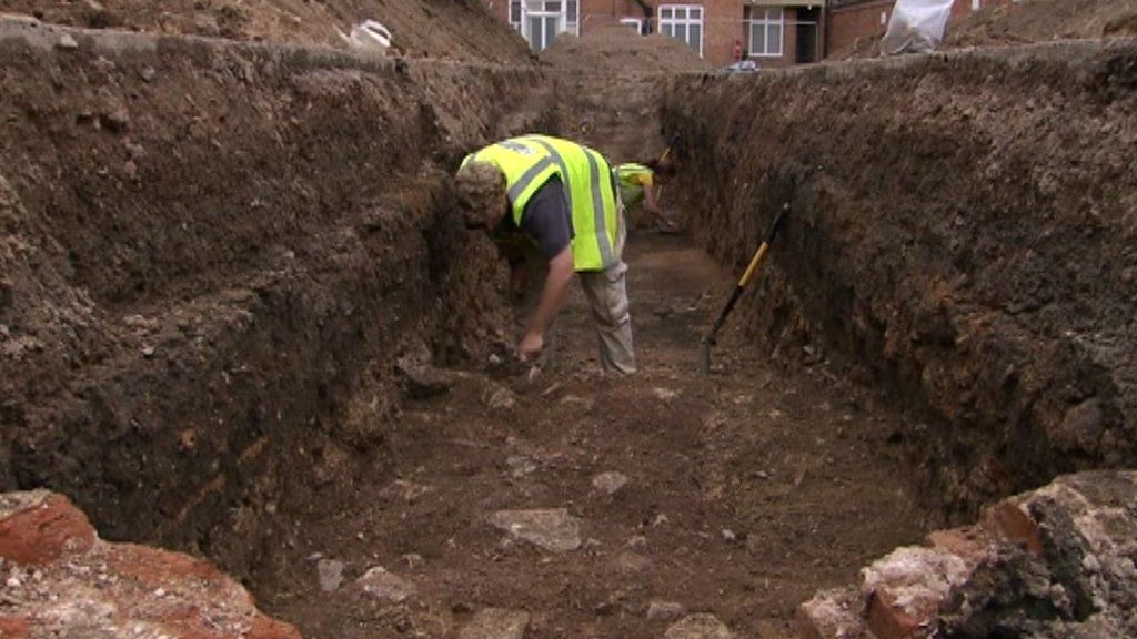 Richard III dig results released on Monday - BBC News
