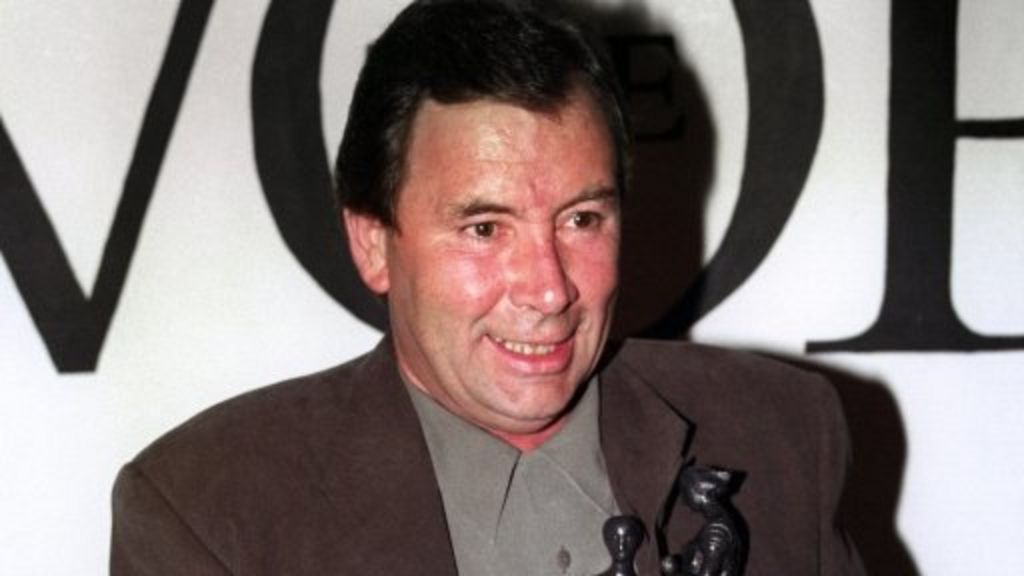 The Troggs 'influenced a whole generation' - BBC News